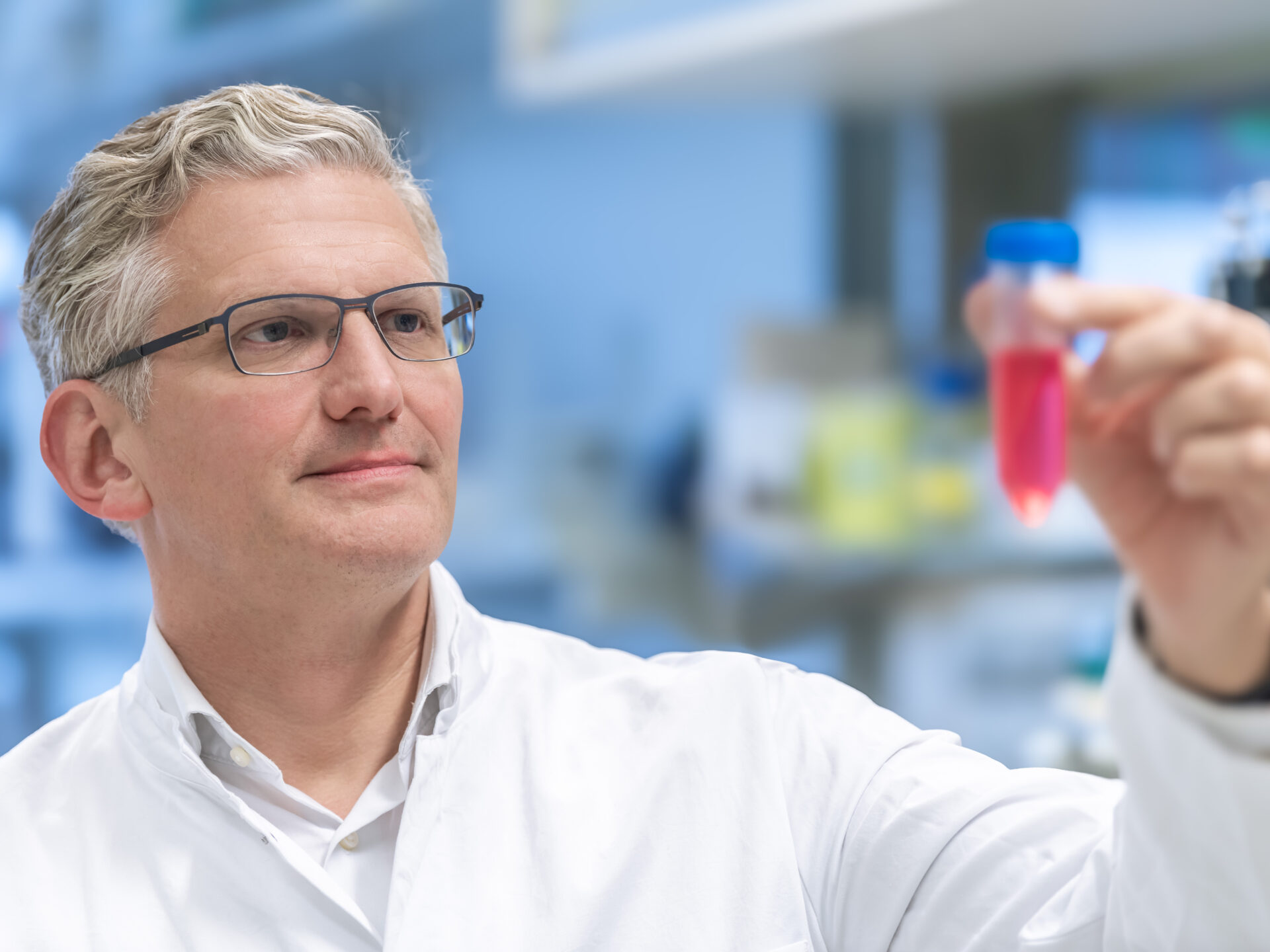 Low-dose aspirin reduces colorectal cancer recurrence in patients with ...